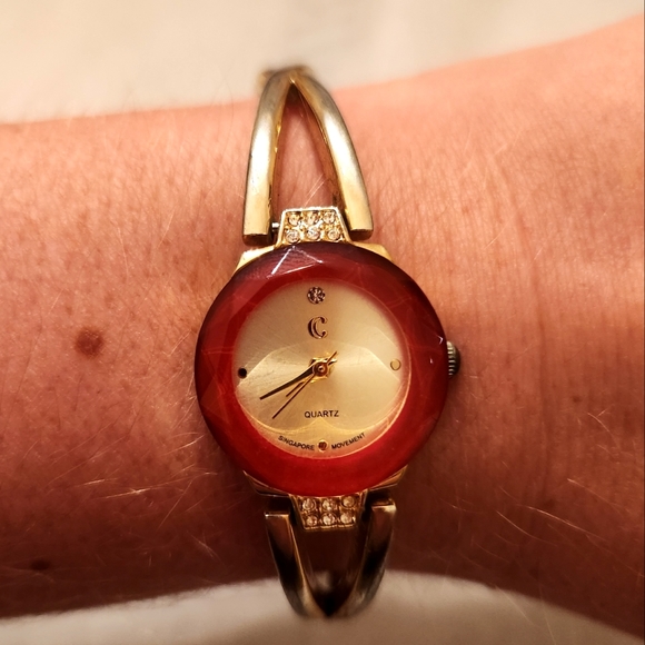 c logo | Accessories | Vtg C Logo Quartz Red Watch | Poshmark